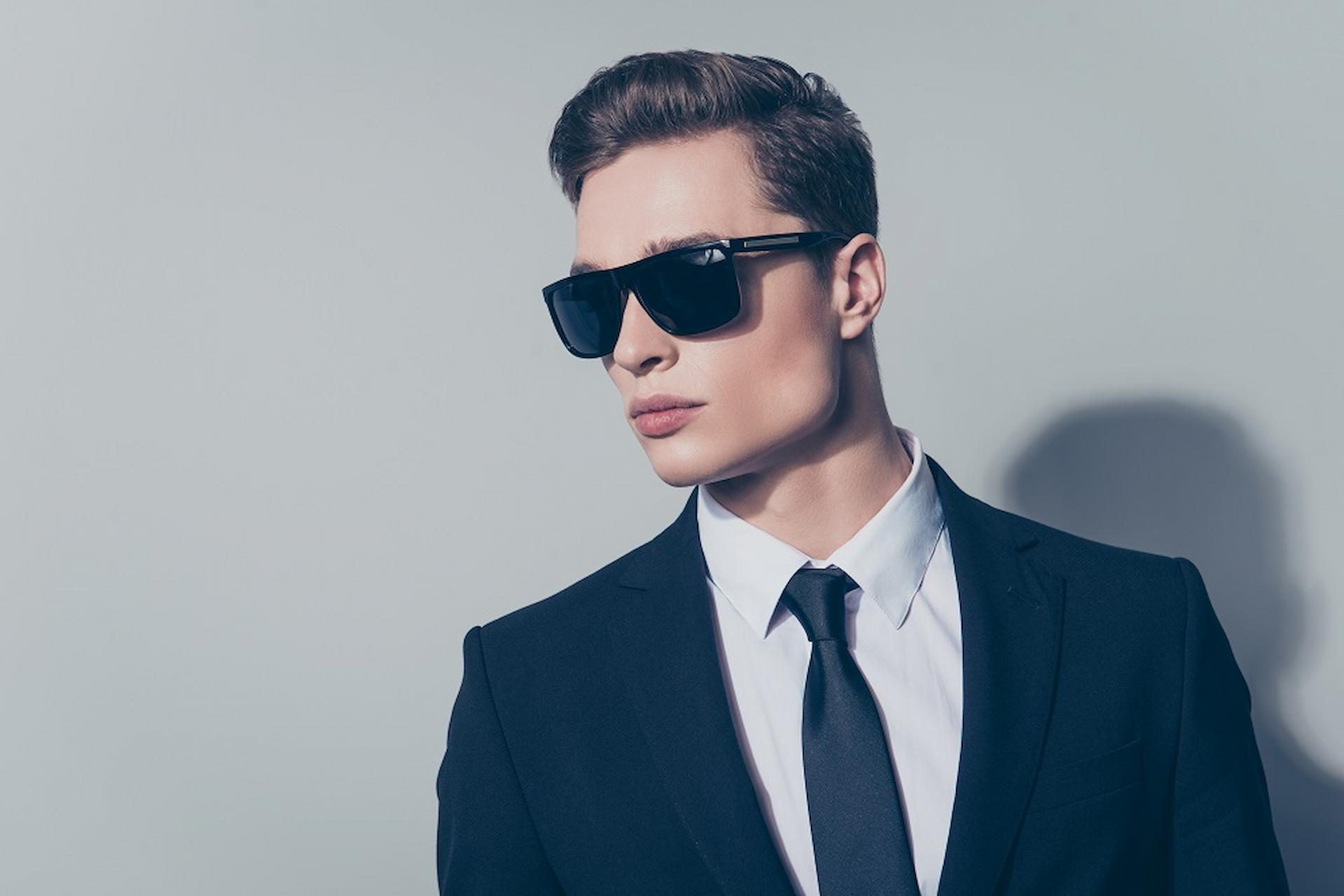 4 Types Of Sunglasses That Never Seem To Go Out Of Style - Fashion Forumz